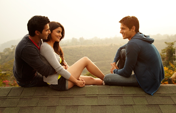 Crítica de Student of the Year - El Encanto de Bollywood