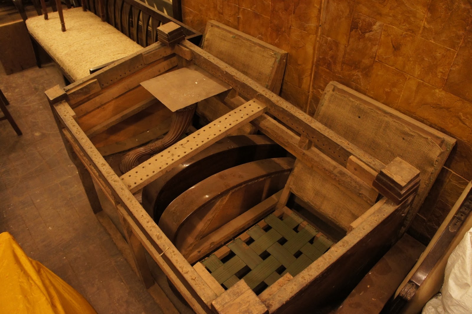 BombayJules: Where to Buy Colonial Antique Furniture in Mumbai