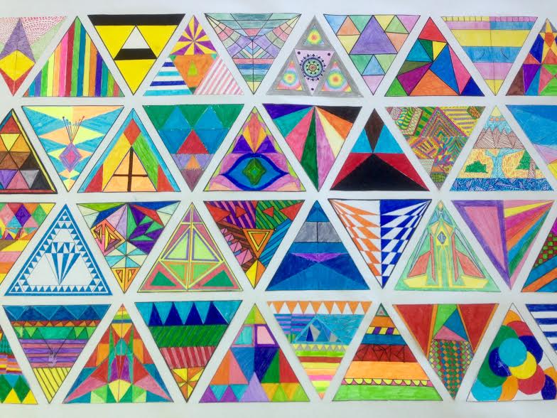 PLÁSTICA EN EL VALLE: TRIÁNGULOS: Diseñando un mural