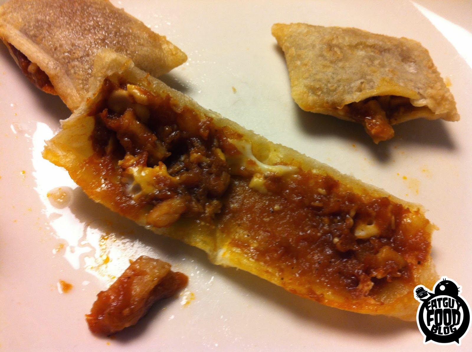 FATGUYFOODBLOG: Totino's BOLD: BBQ Chicken and Spicy Taco Style Rolls