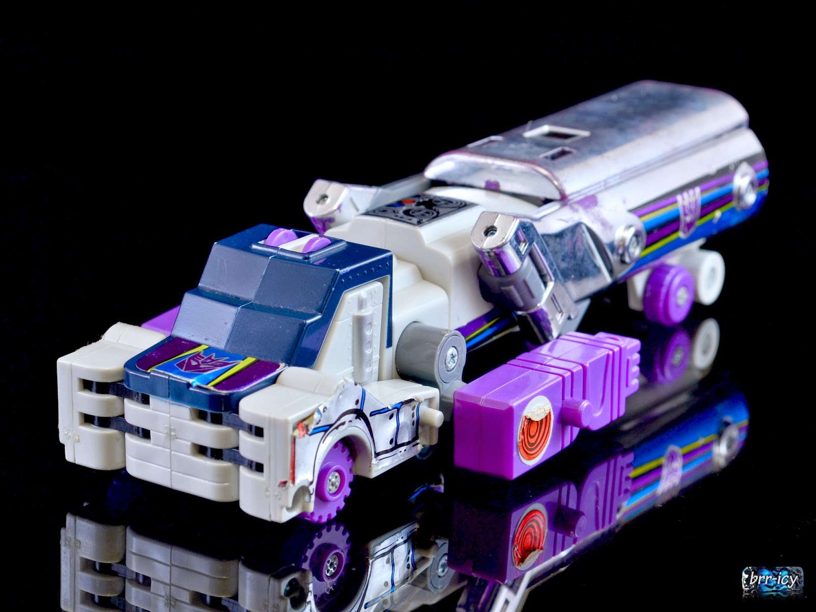 Brr-icy's Transformers Reviews: Decepticon Triplechangers: Astrotrain ...