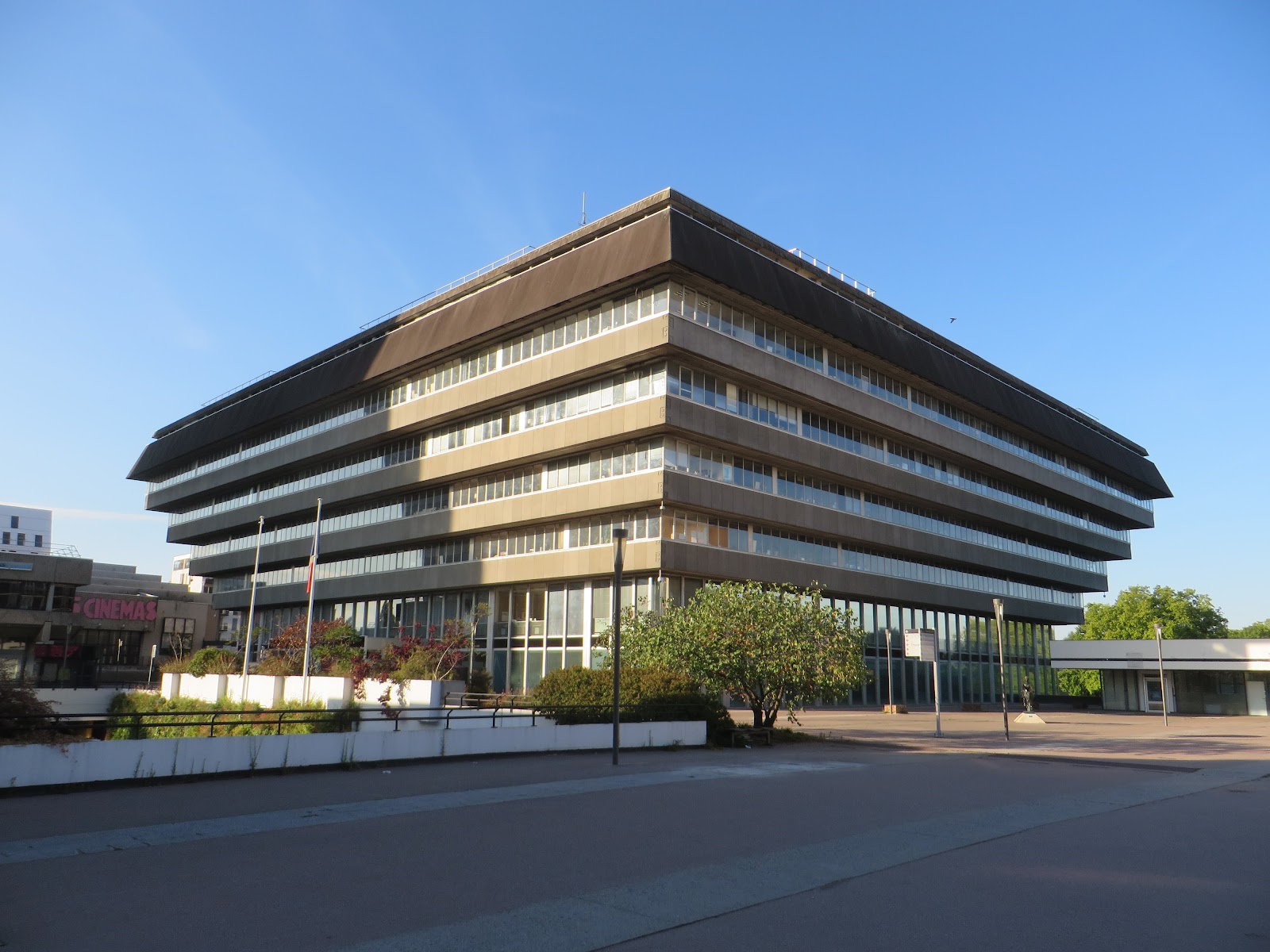 EntreVoir: Cergy-Préfecture