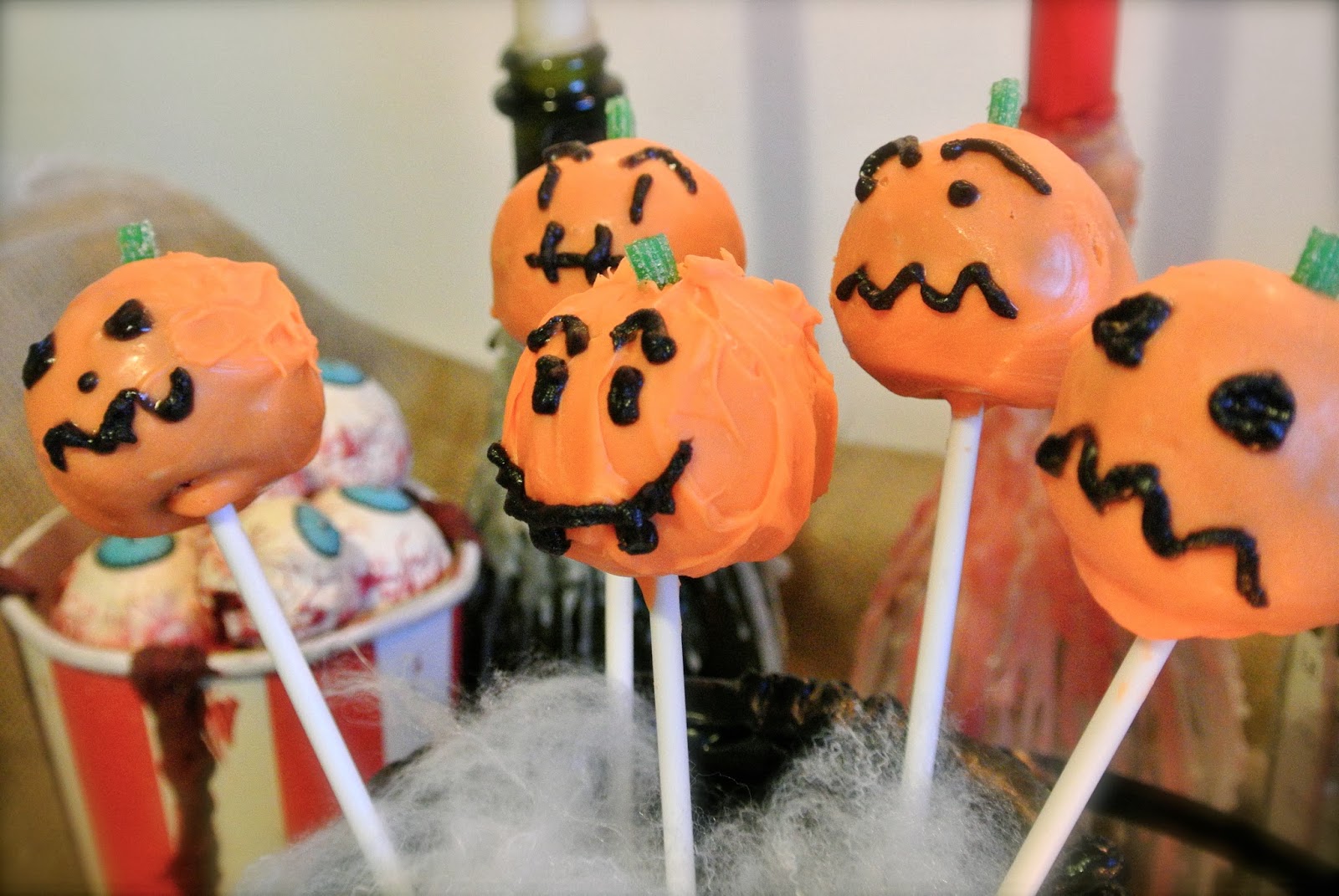 DIY : Halloween Cake Pops - Fashion Mumblr