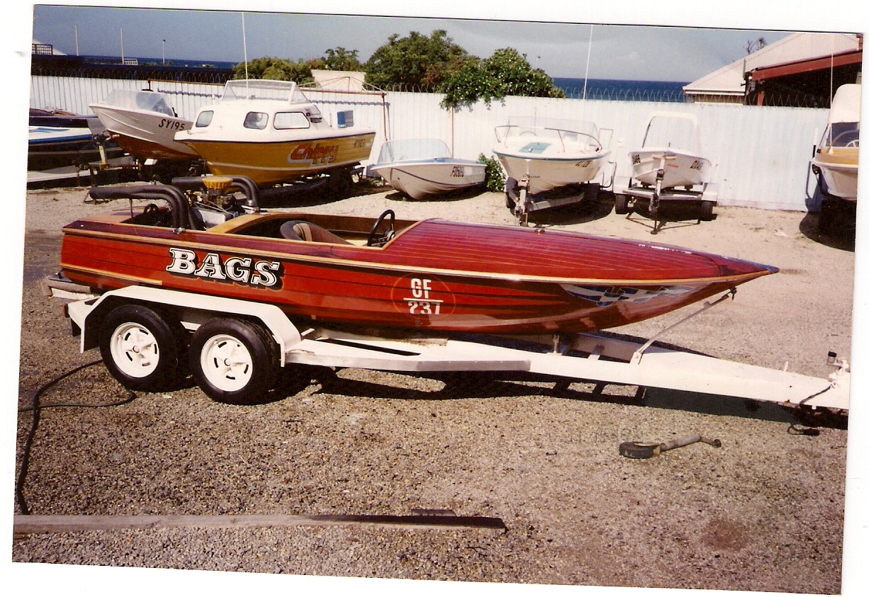 Lewis clinker speed boat