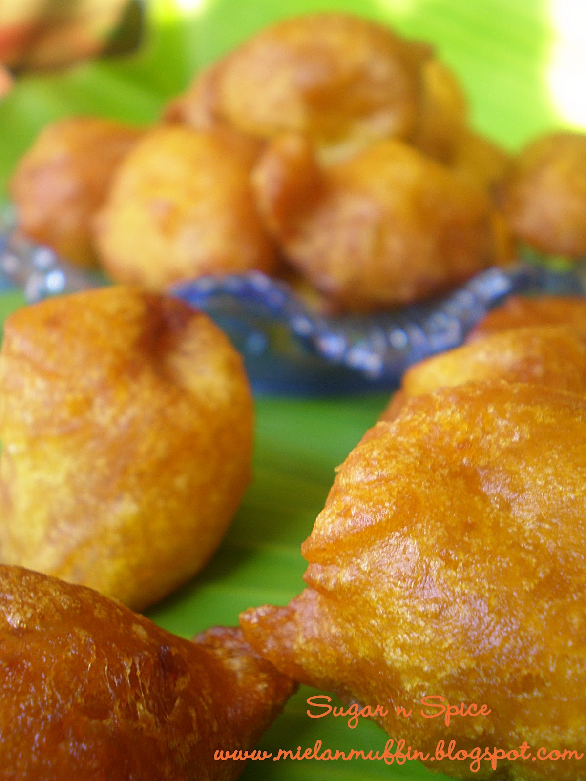 Sugar 'n' spice: Cucur Labu Manis.....