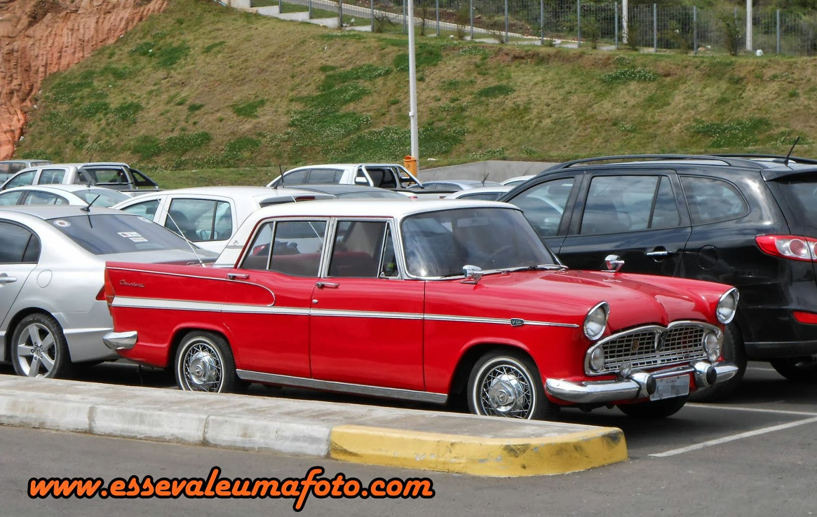Registros Automotivos do Cotidiano: Simca Chambord