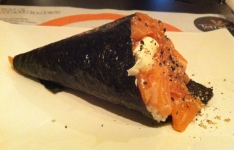 Pink e Dourado Culinária: Temaki Tropical