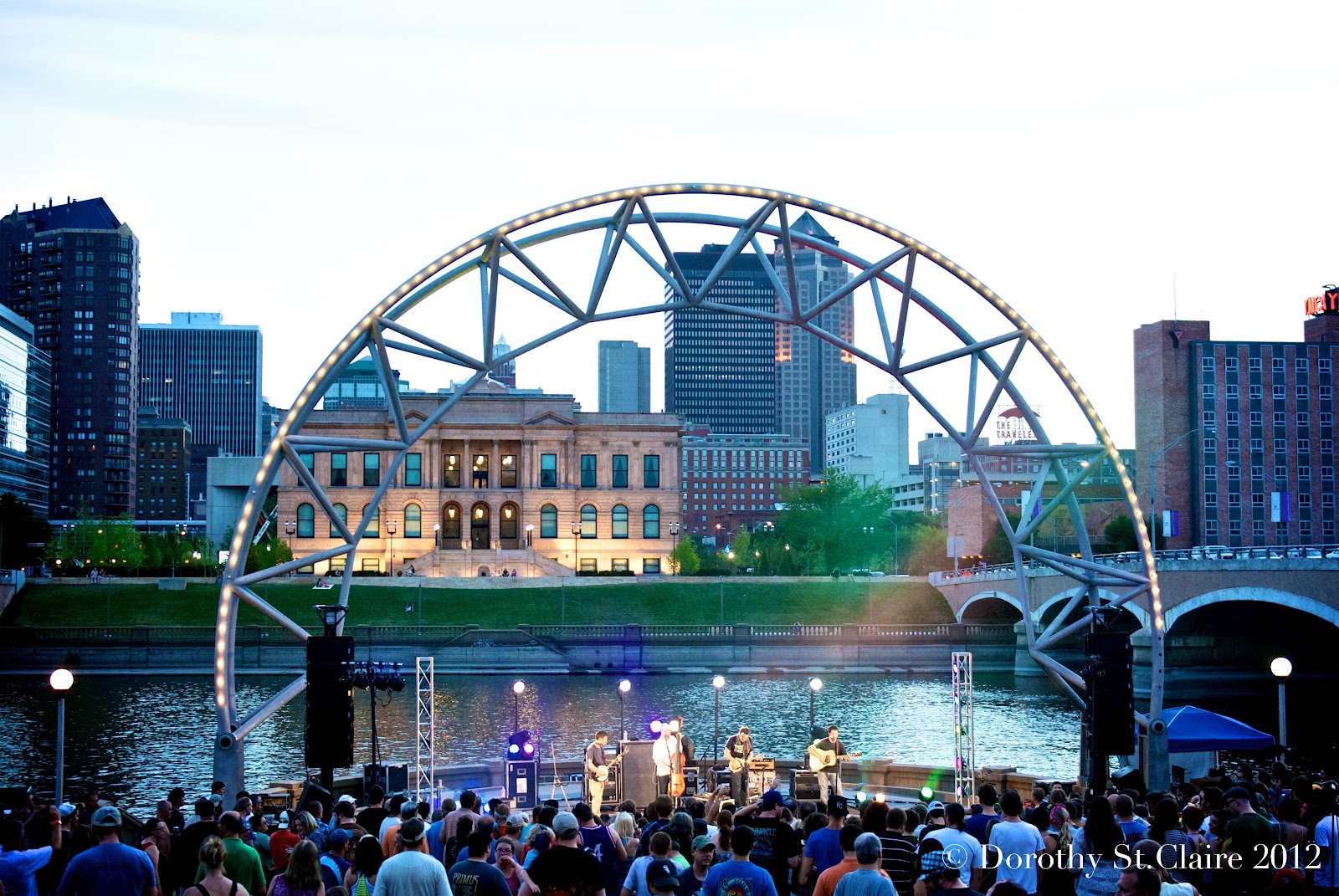 Looking Back Over My Shoulder - Kinfolk Blog: Simon Estes Amphitheater ...