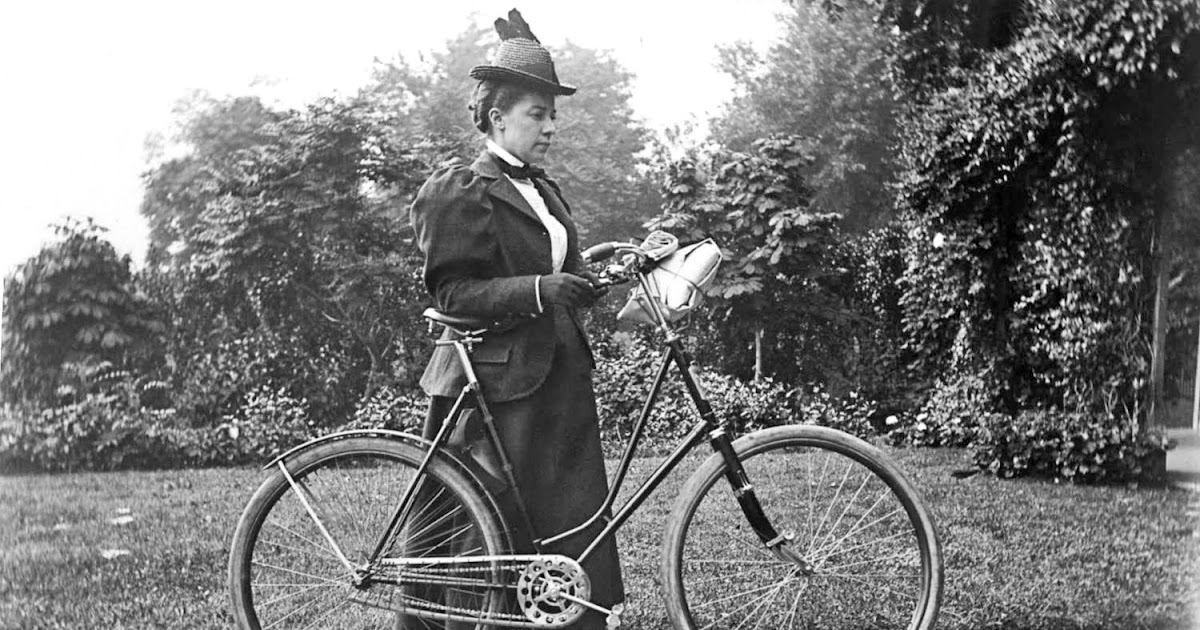 History in Photos: Alice Austen