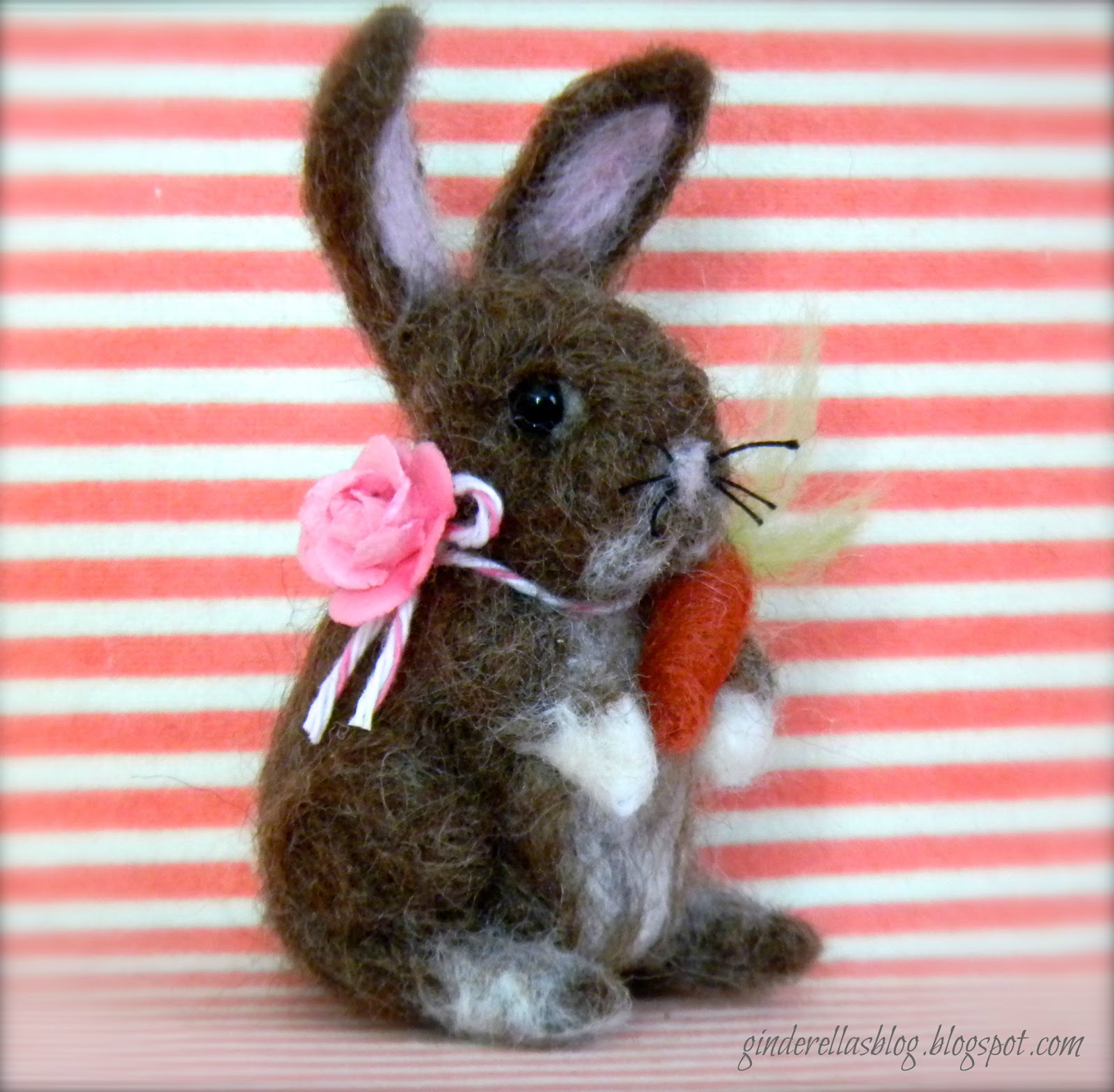 ginderellas: Felted Easter Bunny