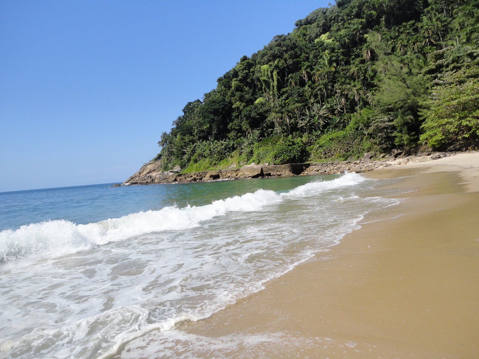 Viajando pelo Brasil: Praia do Eden....