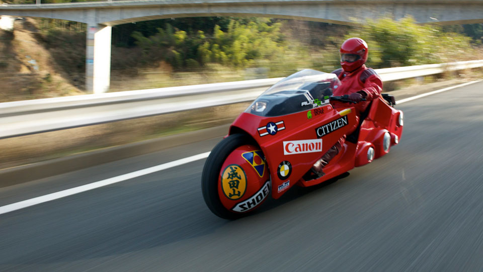 Motoblogn: Fully Functional Akira Motorcycle