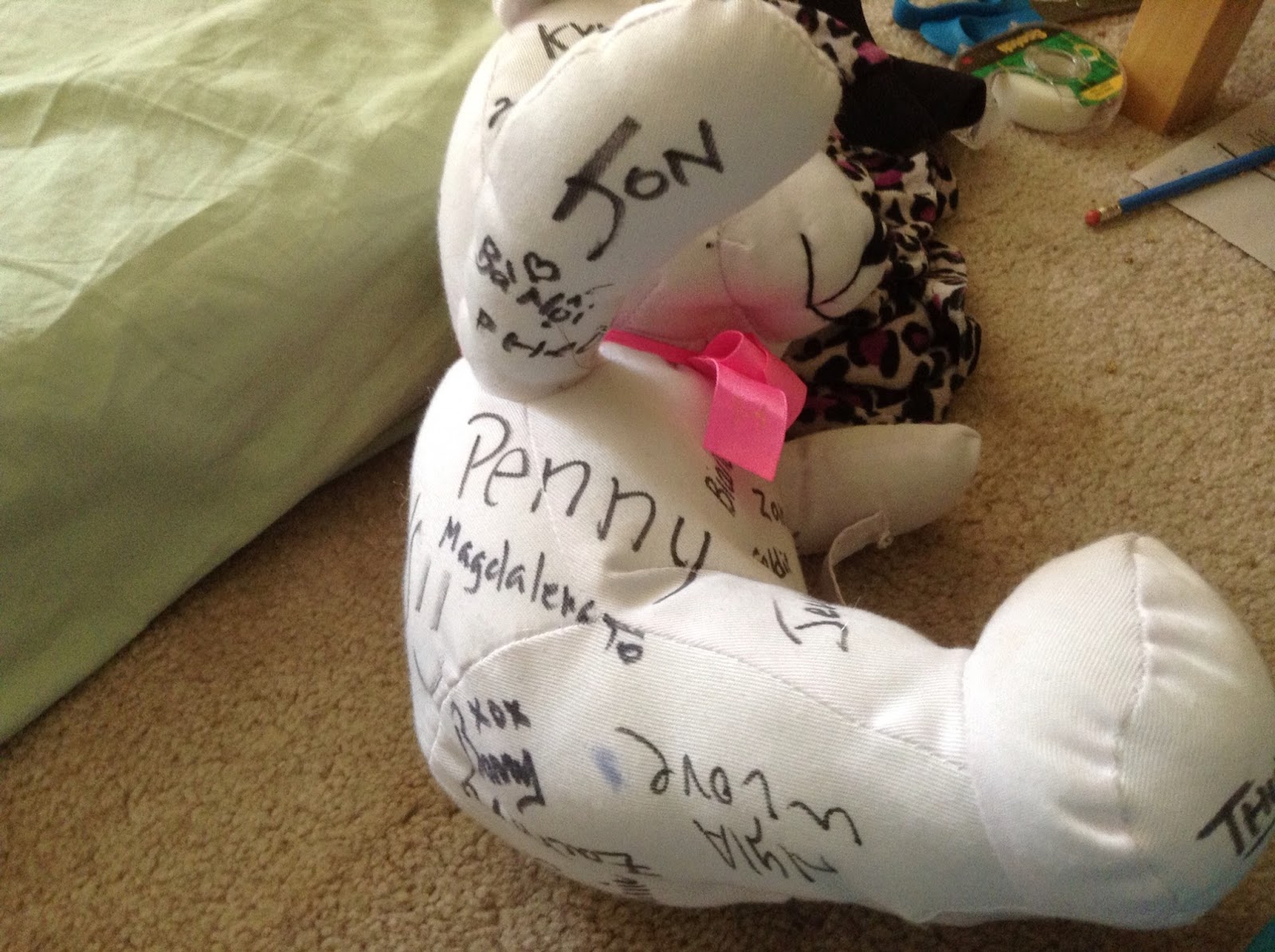 Taryn's Travels: My Signable Bear