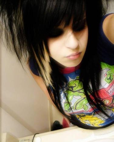 EMO BLOG: EMO GIRLS