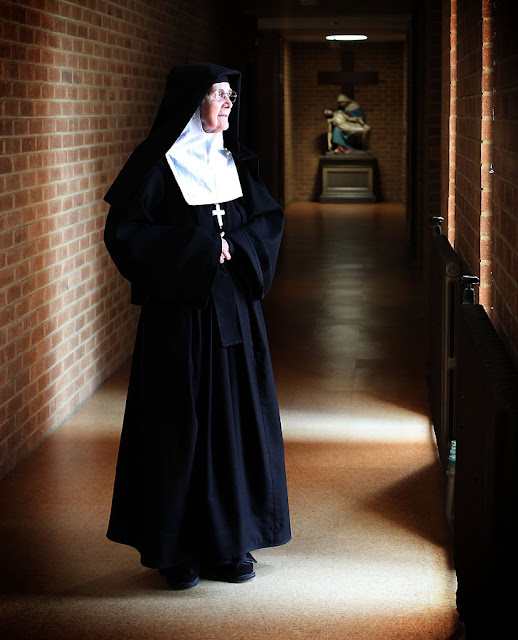 "Ask For Nothing, Refuse Nothing": A Visitation Nun from Waldron, UK ...