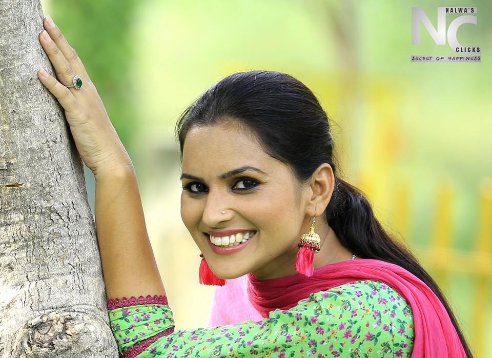 Actress Raj Dhaliwal