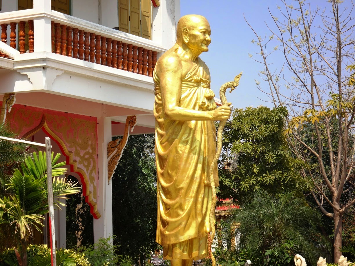 Temples In Thailand: Surin - Wat Phetchaburi - LP Hong