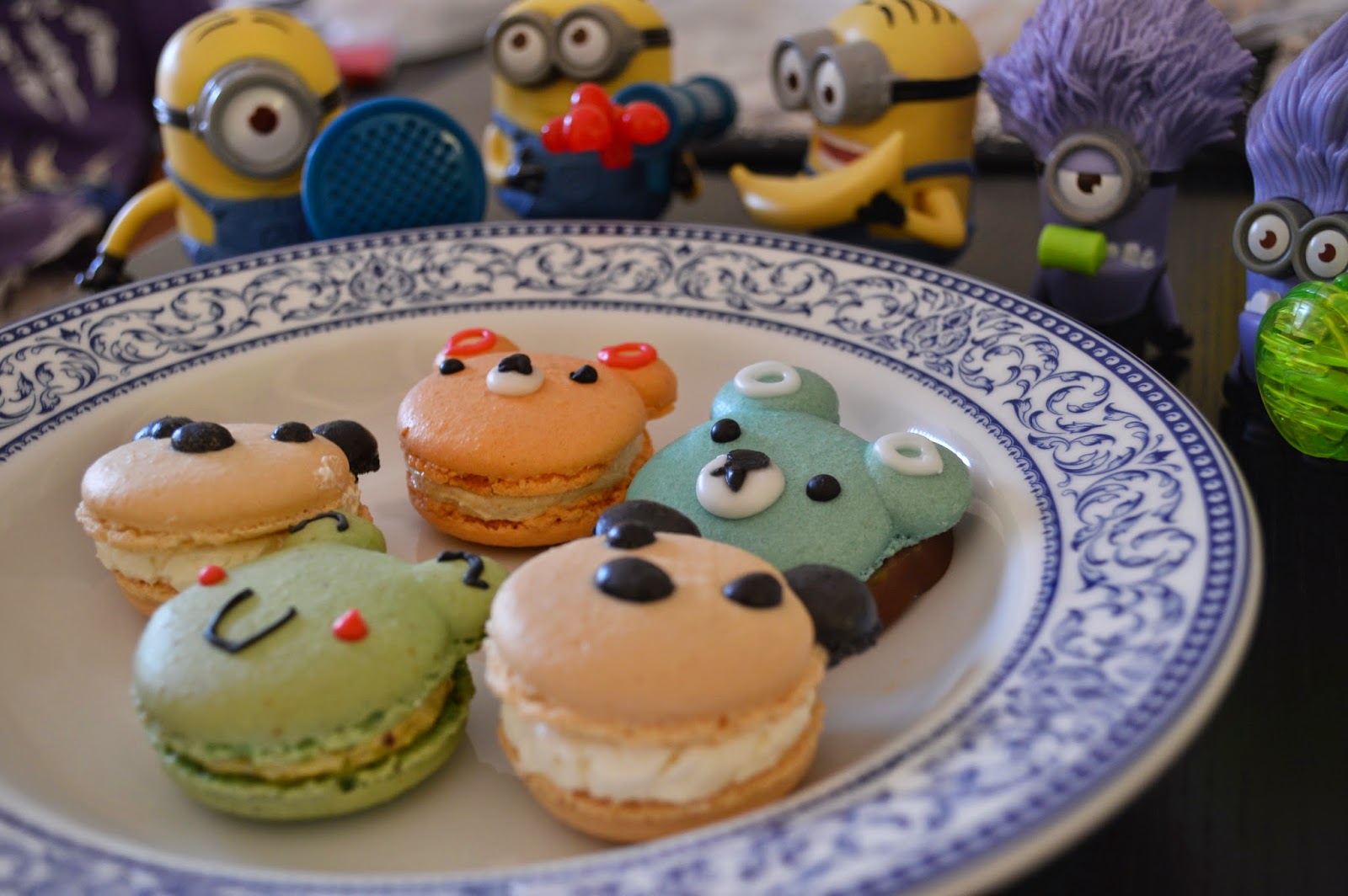 "HAVE FUN WITH YOUR ZOO" MACARONS @ HONEY & BUTTER - COSTA MESA