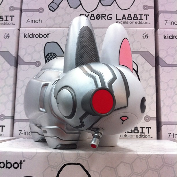 The Blot Says...: First Look: SDCC 12 Exclusive Cyborg Labbit by Chuckboy