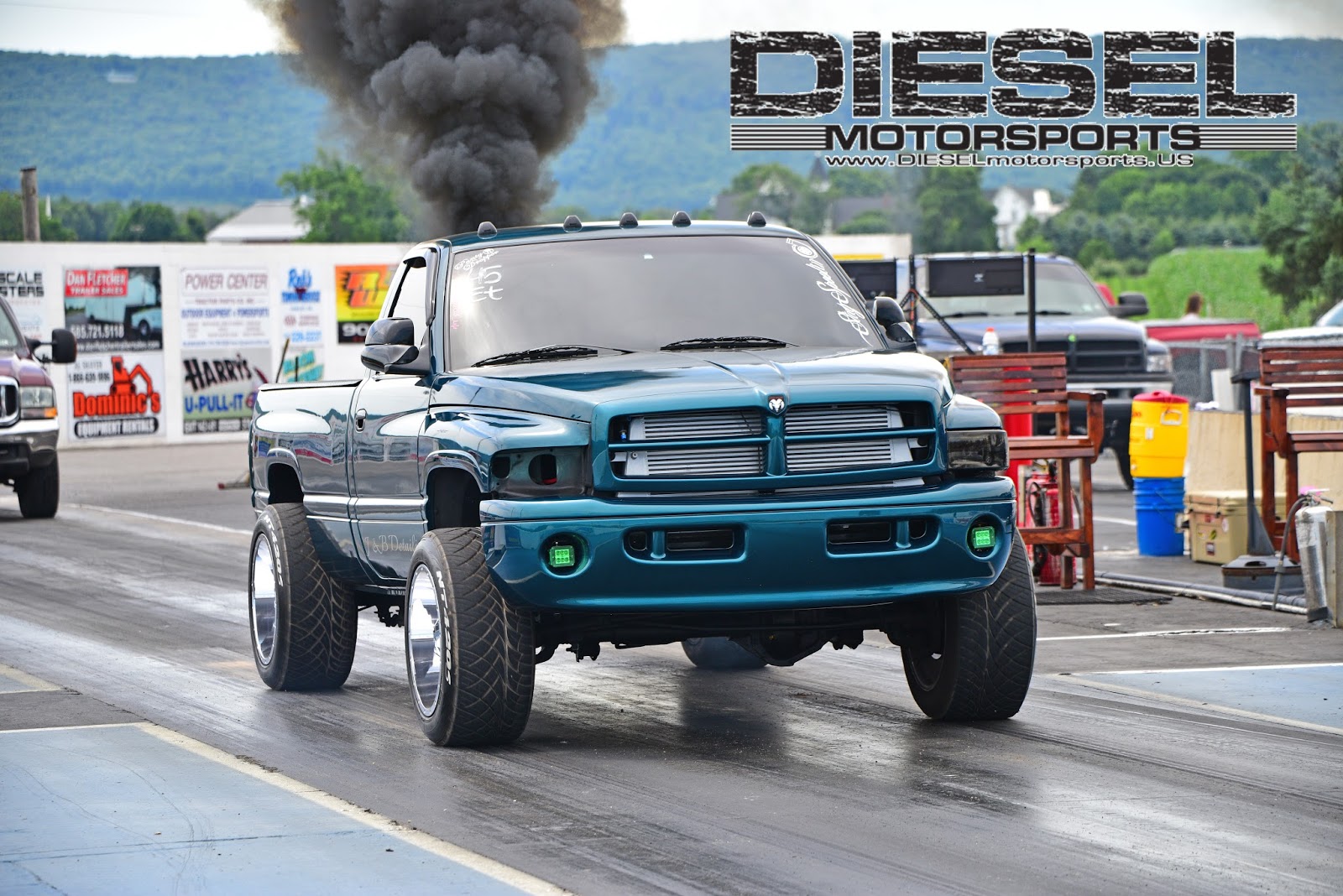 Diesel Motorsports: Do diesel trucks smoke during competition???