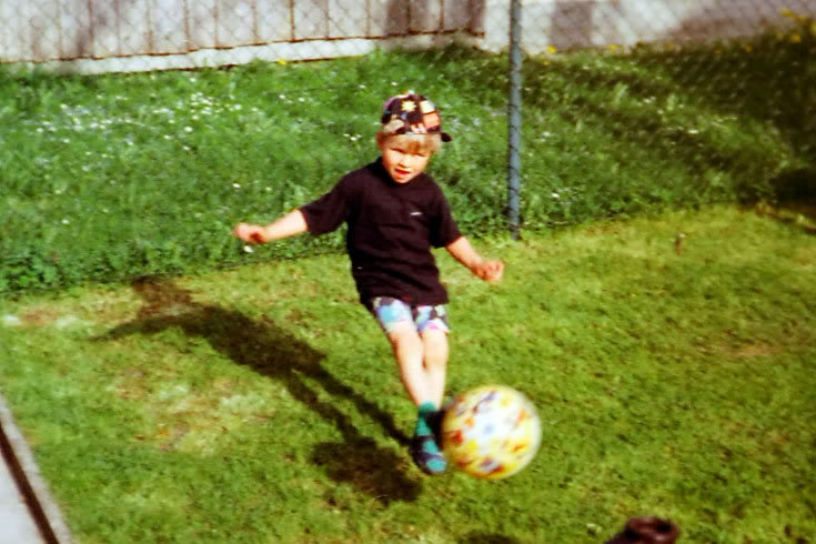 Football Players Childhood Pics ( 2000+ pics): May 2012