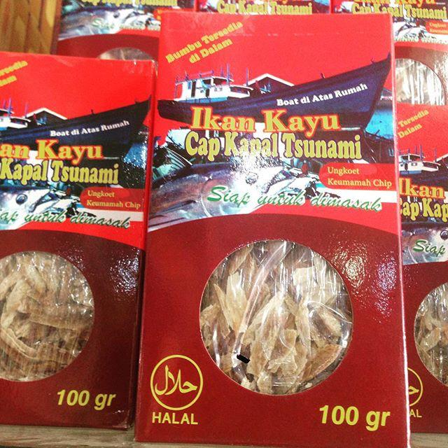 IKAN KAYU (KEUMAMAH) CAP KAPAL TSUNAMI : Oleh-Oleh Khas Banda Aceh ...