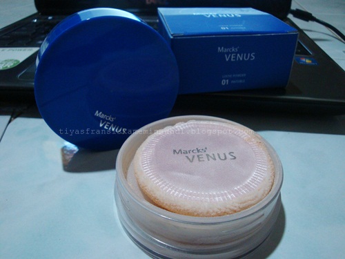 Me, Mine, and I: Venus Loose Powder and Venus Compact Powder