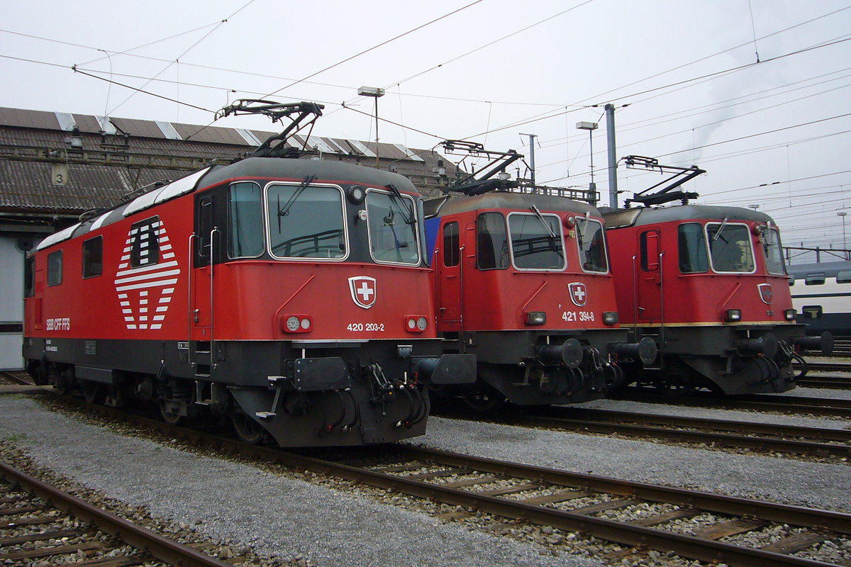 Planes and Trains - Trains: SBB / Re 420 203-2