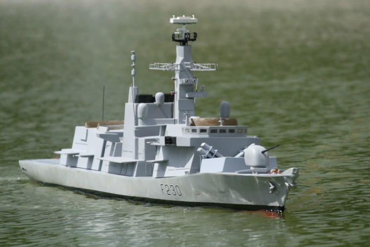 Hobbies Ltd Blog: Model of the HMS Norfolk in World Record Attempt