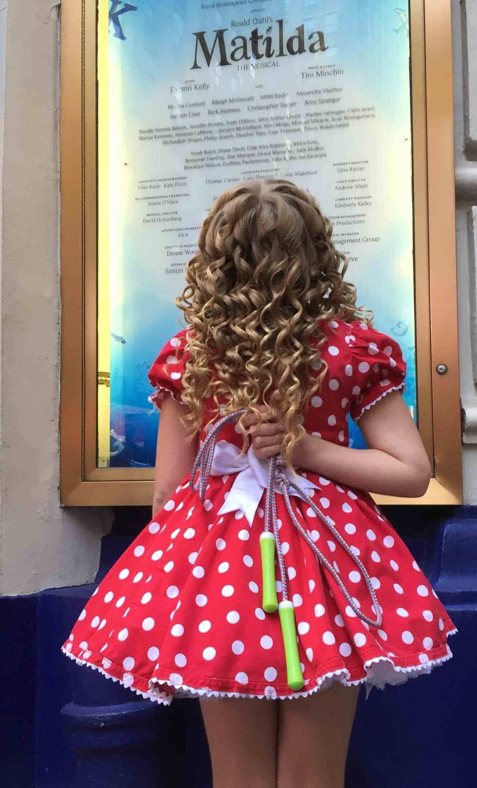 TORI MURRAY LOITERING OUTSIDE MATILDA THEATRE
