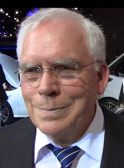 Saxton On Cars: 2014 LA Auto Show Video: Audi's Dr. Ulrich Hackenberg