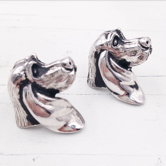 Lady & Librarian: Jewelry, Cufflinks & Life