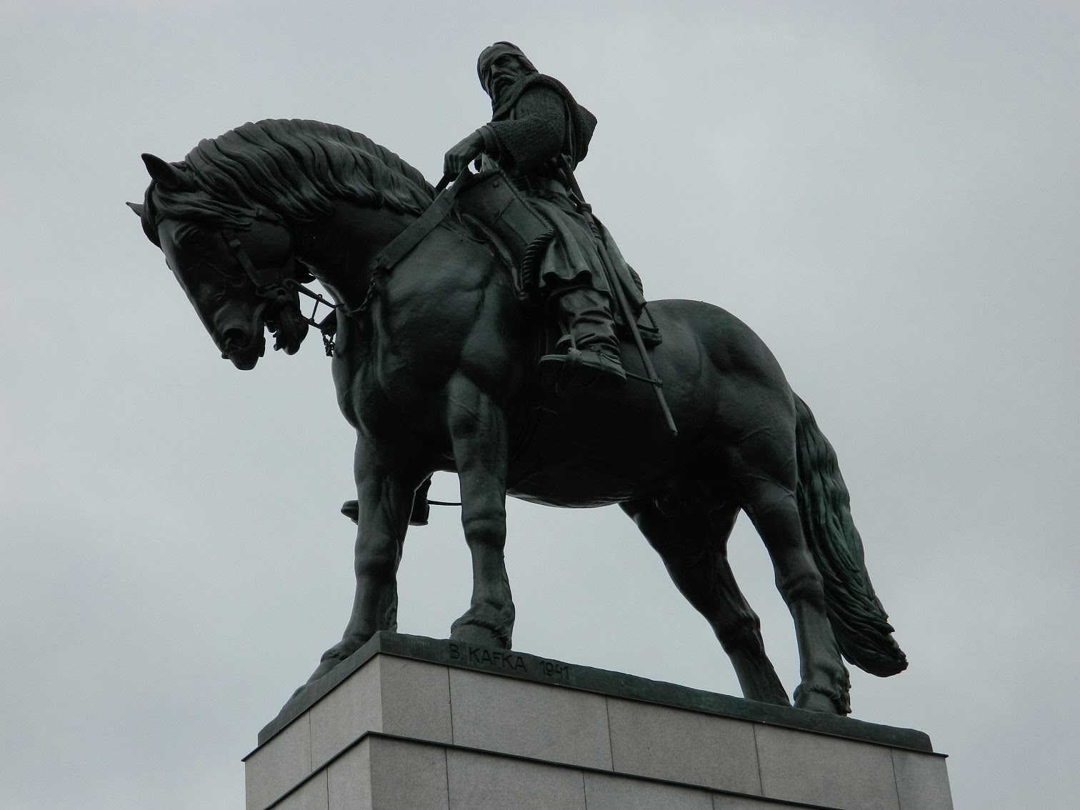 moja Praga: pomnik wodza husyckiego Jana Žižki na wzgórzu Vítkov