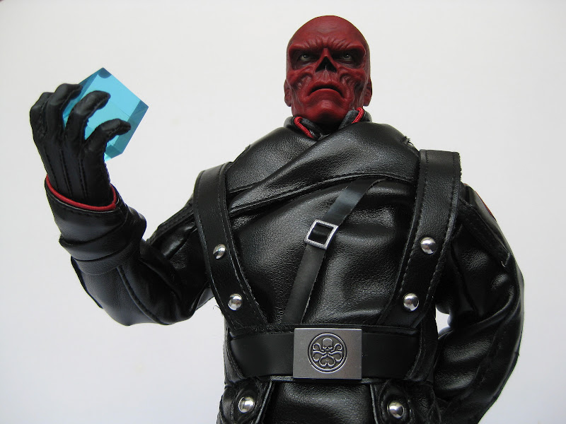 deSMOnd Collection: Hot Toys "Red Skull" in Captain America Pt.3