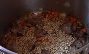 In en om die huis: Die gortsop - Boerekos