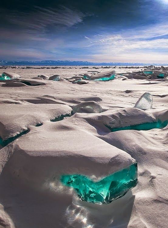 Turquoise Ice Lake Baikal Russia | World's Snaps