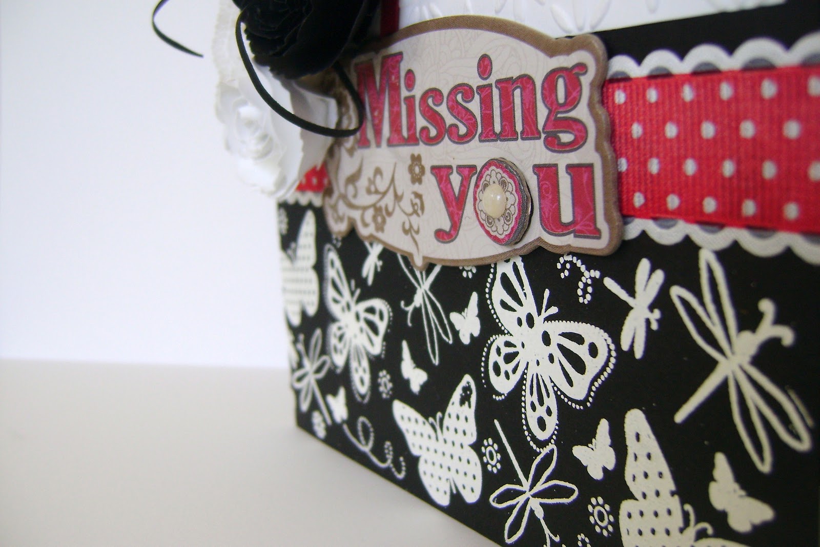 Creative Bug on the Loose: Missing You Embossed Card