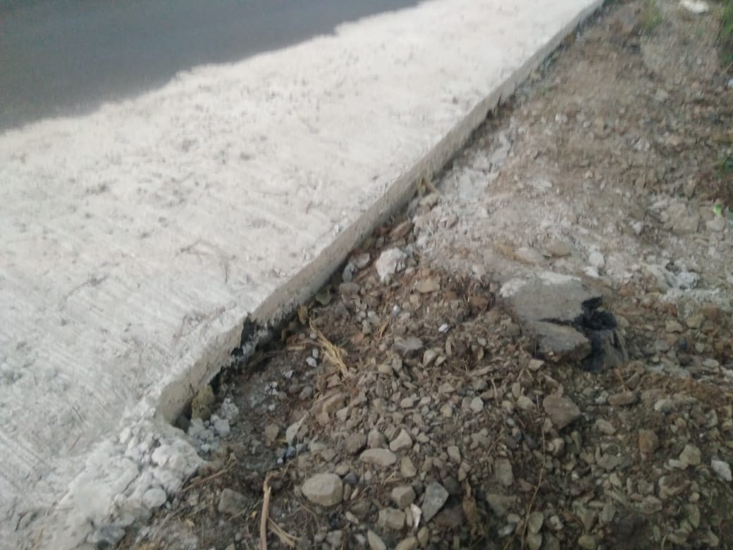 Pekerjaan Rabat Beton Bahu Jalan Jalinsum Way Kanan Diduga dikerjakan ...