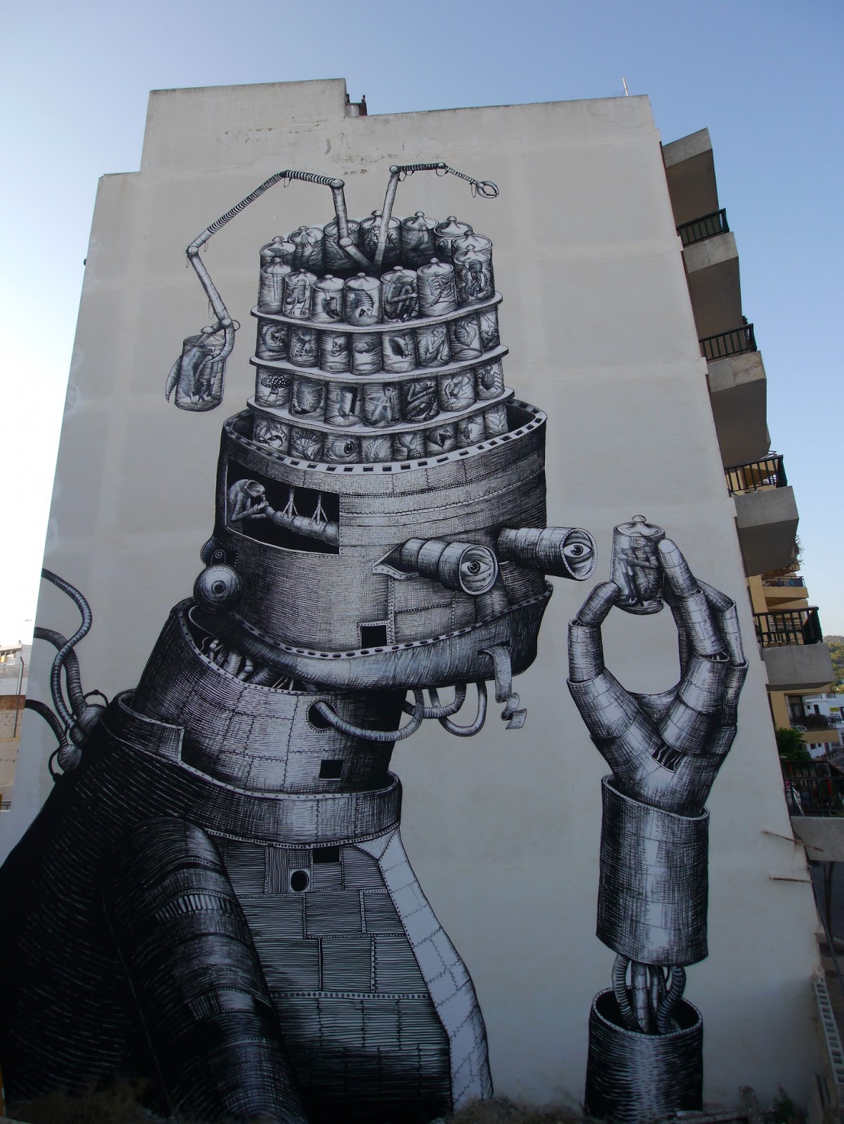 Phlegm y su robot de 16 metros