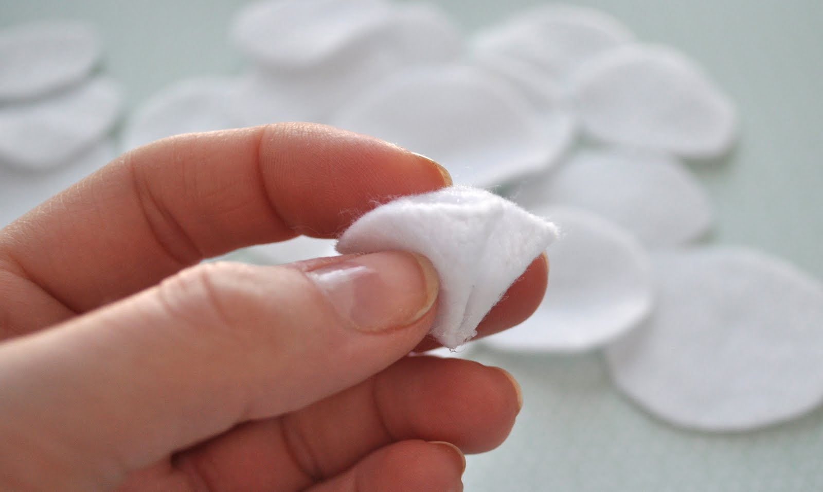 Ruffle Flower Tutorial - The Small Things Blog