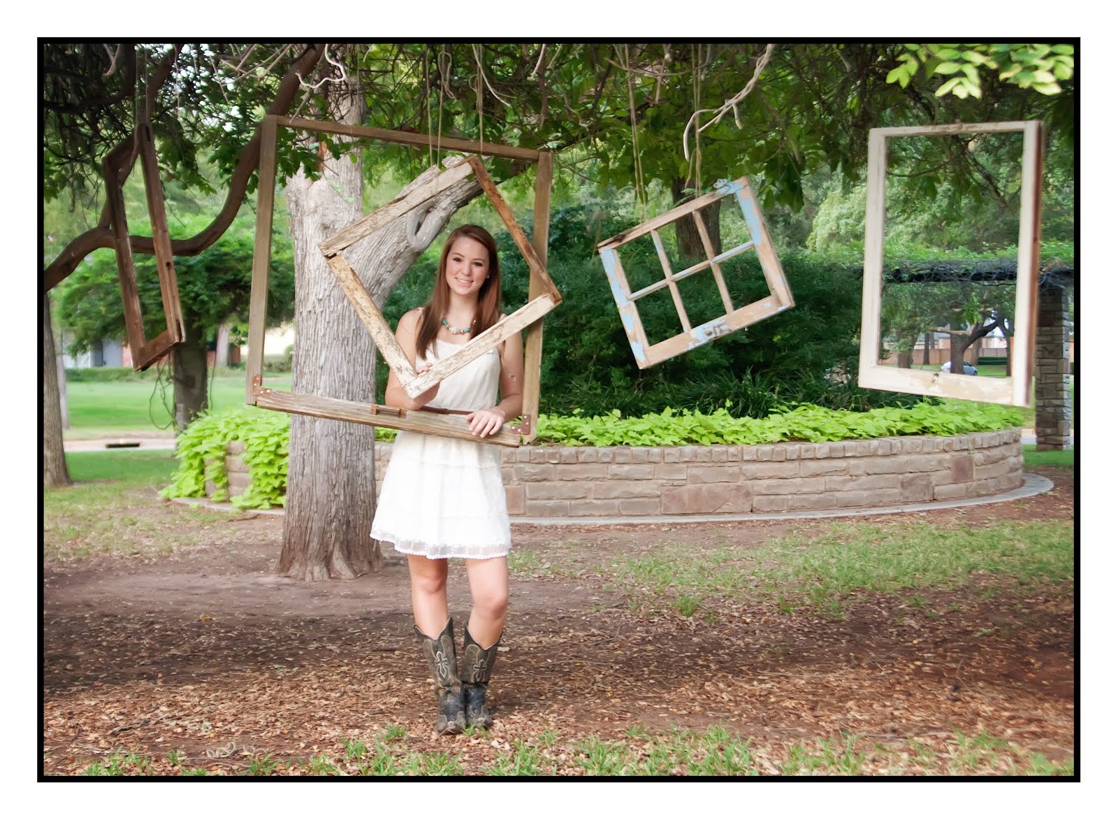 Lori Riggins Photography: Kristen