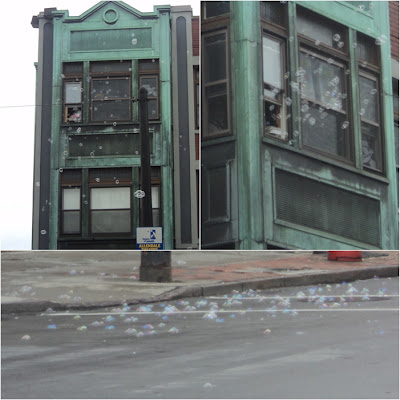 The Bubble Man of Allen Street