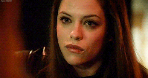 SNEAK PEEK : "Arrow" Season 6 - Enter 'Black Siren'