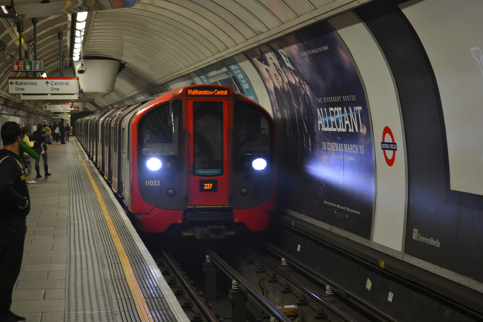 British Diesels and Electrics: London Underground 2009 Tube Stock