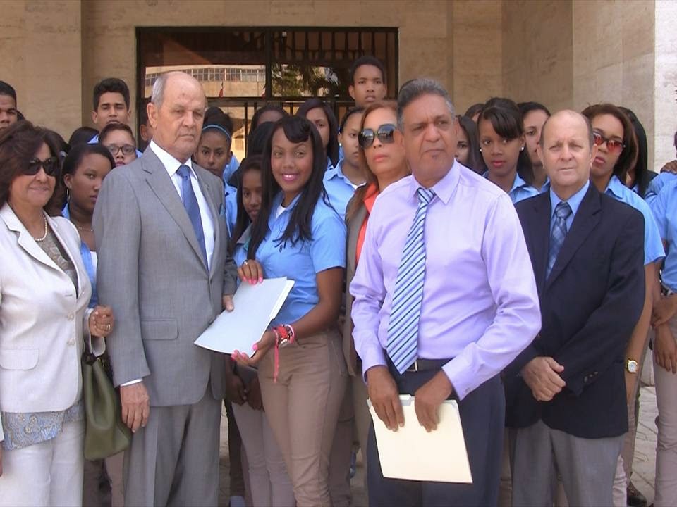 FÉLIX VÁSQUEZ RECIBE EN EL SENADO VISITA DE ESTUDIANTES DE VILLA LA ...