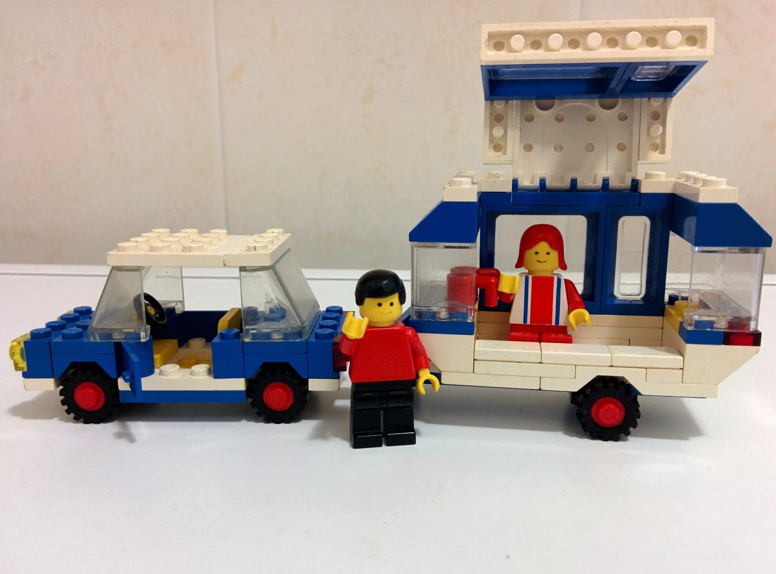 lowcuras: LEGO set 6694 automobile e roulotte - car with camper