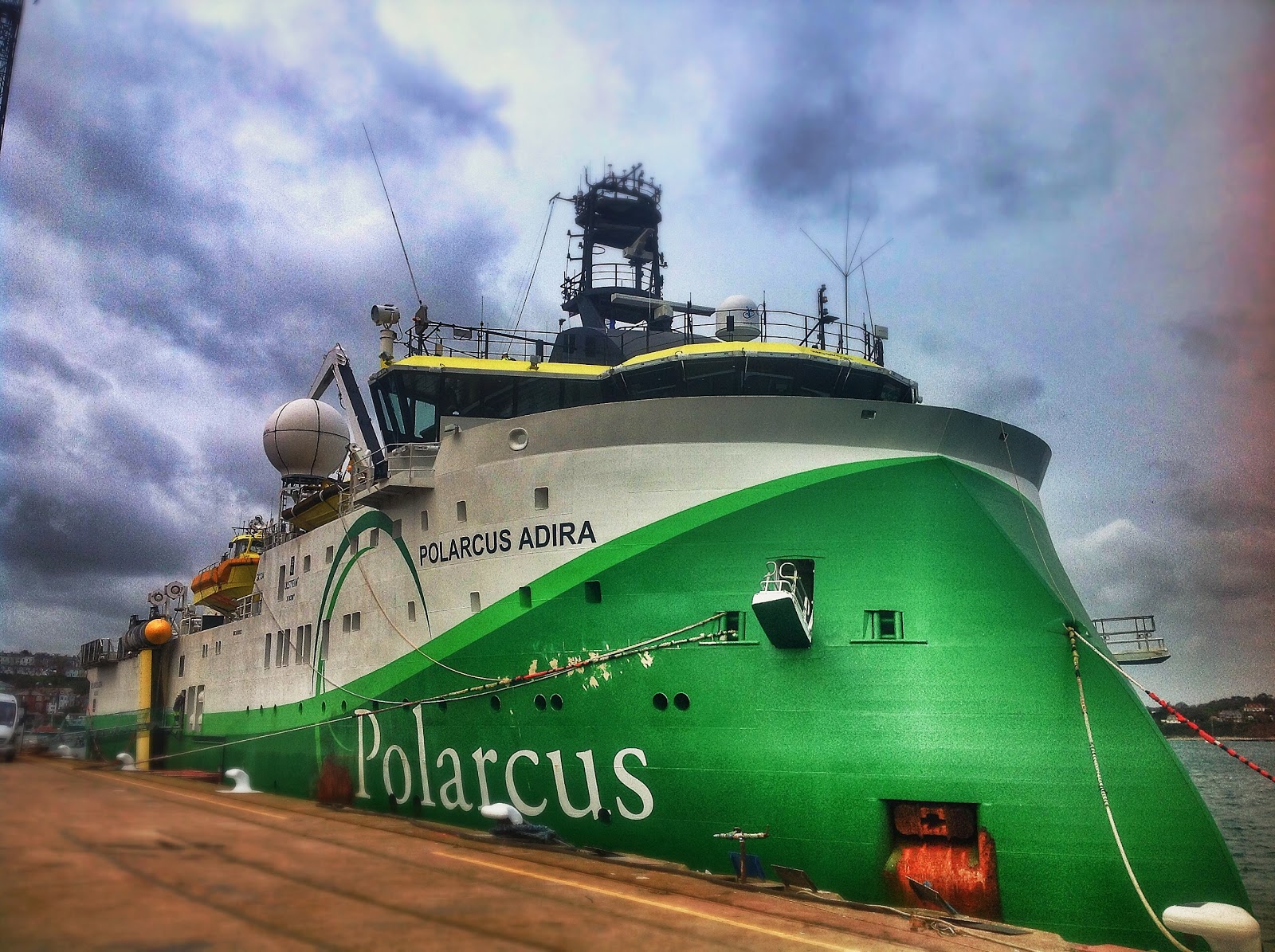 Through the Gaps! - Newlyn Fishing News: Caterpillar Marine - Polarcus ...