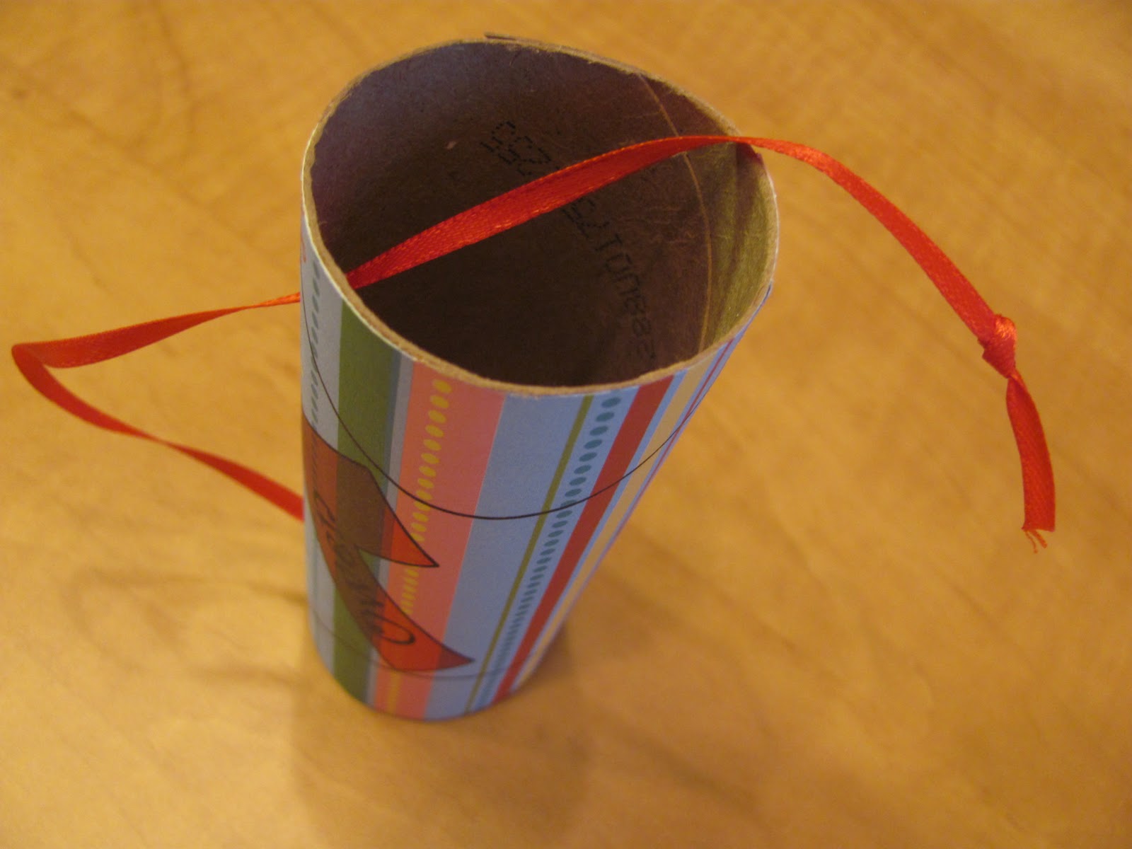 Munchkin Land: Santa's Mailbox Ornament DIY