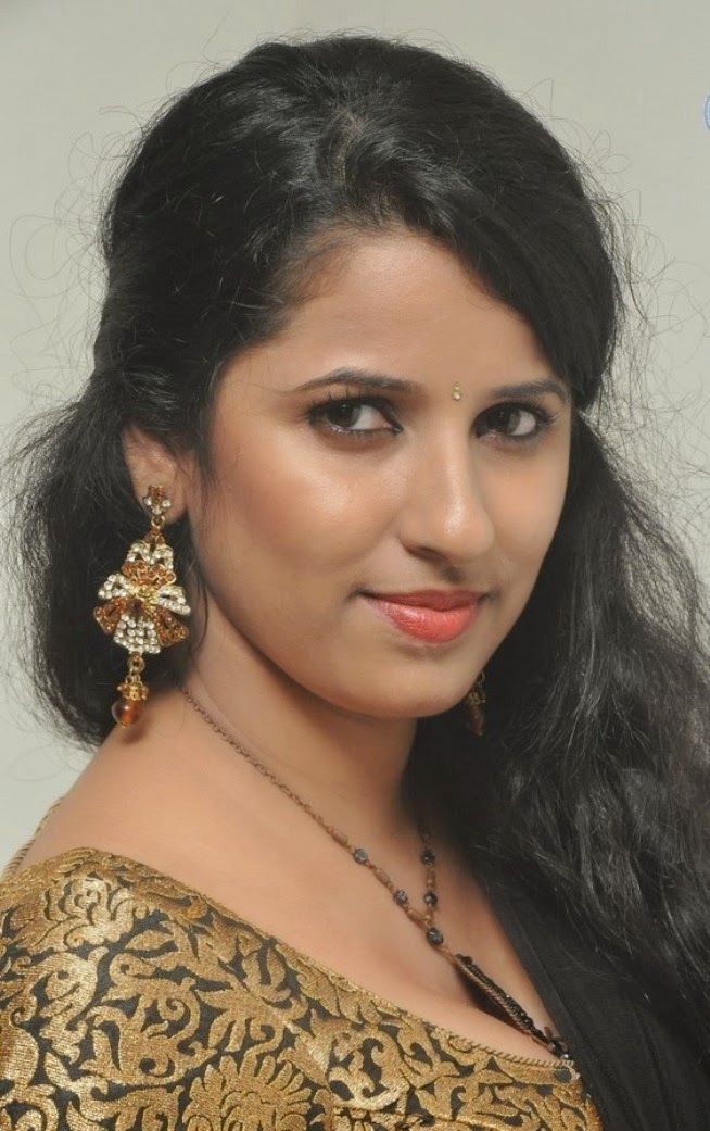 Actress Sravya Reddy Latest Cute Transparent Saree Stills - Cine Gallery