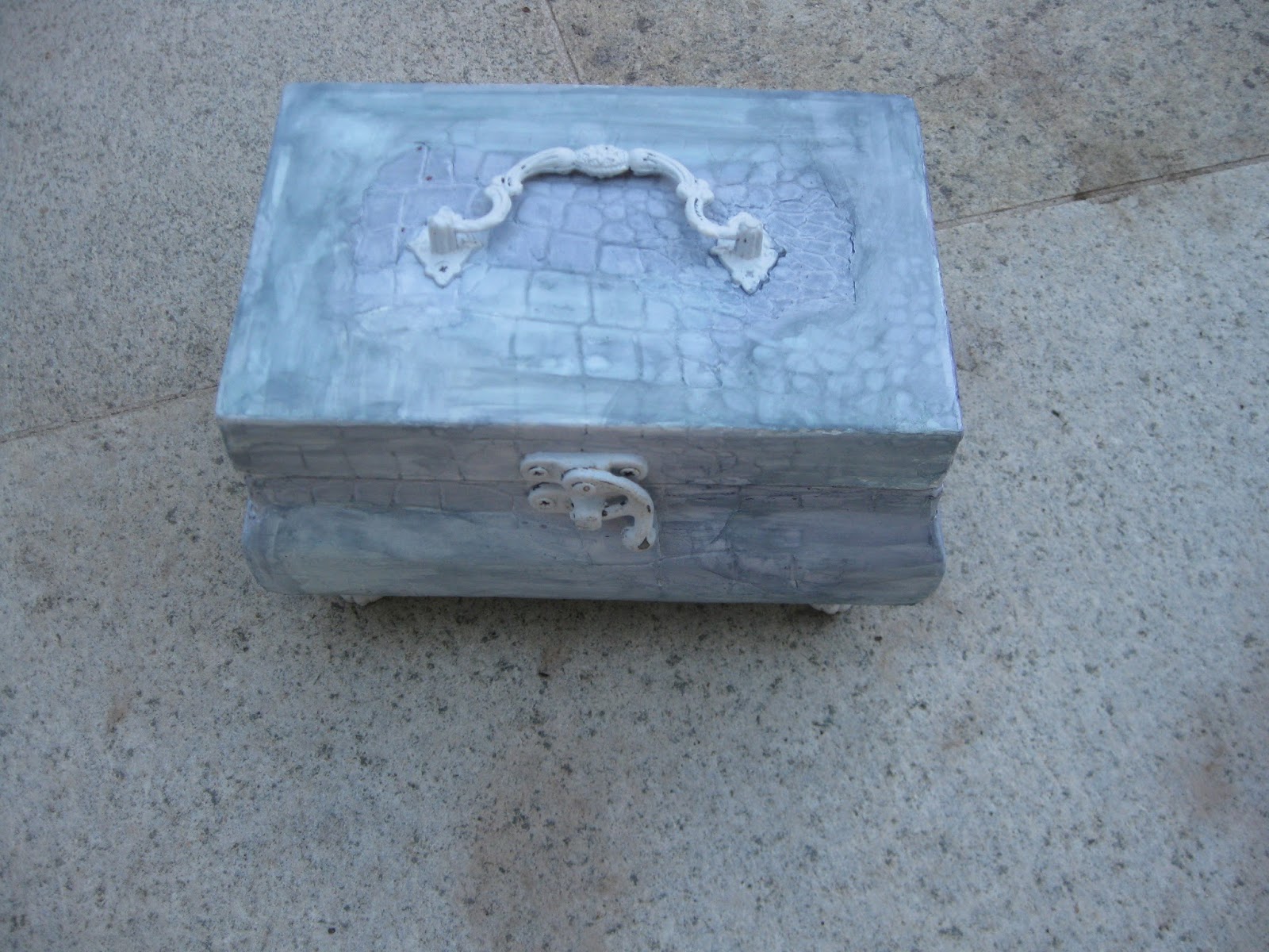 Sette Design: Painted Stucco Box -DIY
